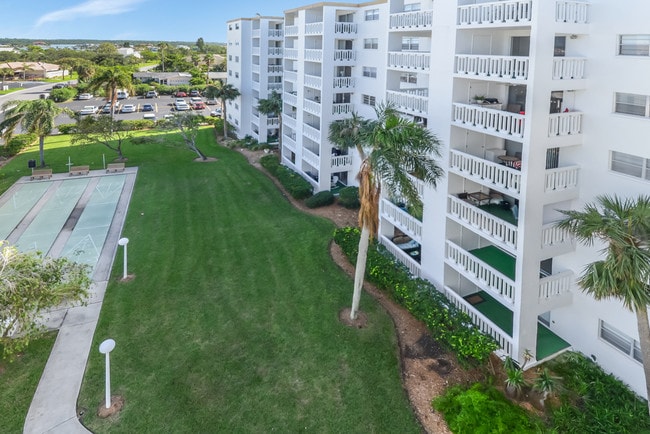 Gull Harbor Apartments - North Redington Beach, FL | Apartment Finder