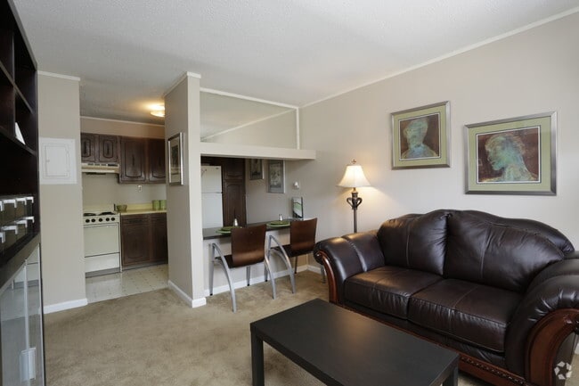 Olde Towne Apartments - Springfield, IL | Apartment Finder