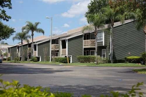 Coopers Pond - Tampa, FL | Apartment Finder