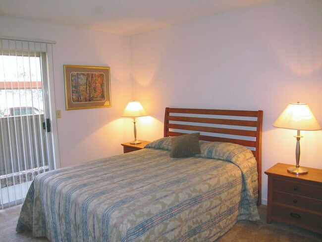 Country Club Villa Apartments - San Jose, CA | Apartment Finder